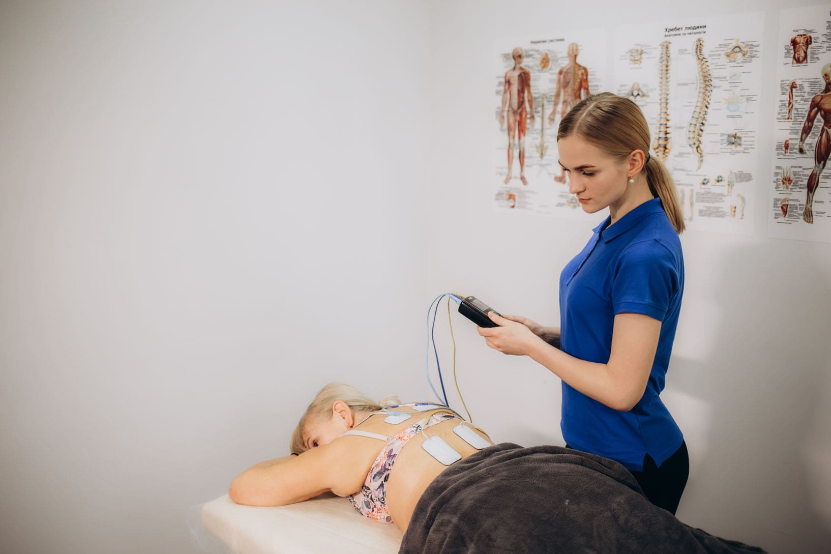 The Benefits of Electrical Muscle Stimulation Therapy - El Paso, TX Health Coach Clinic